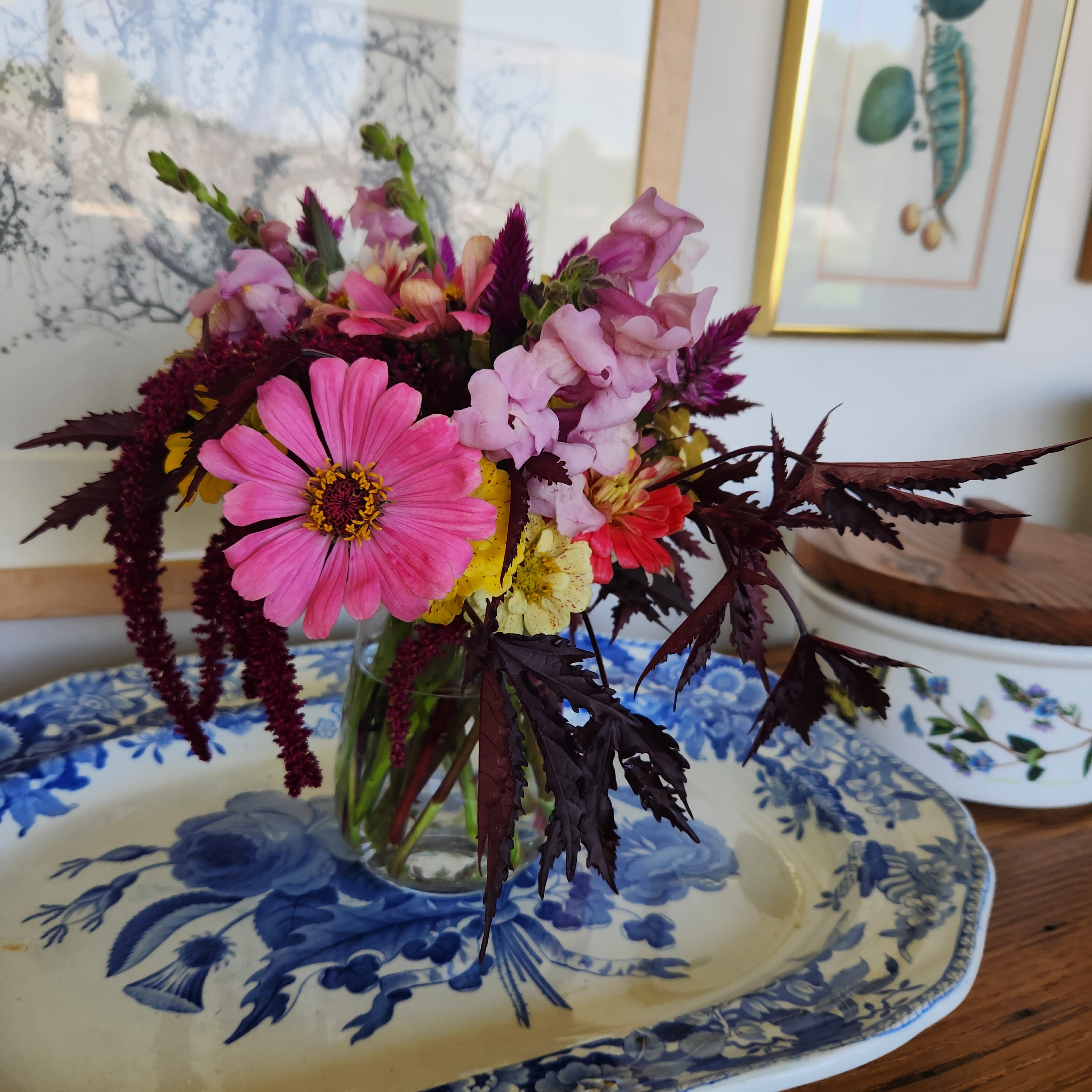 Desk bouquet & flowers for a friend – Flower Power